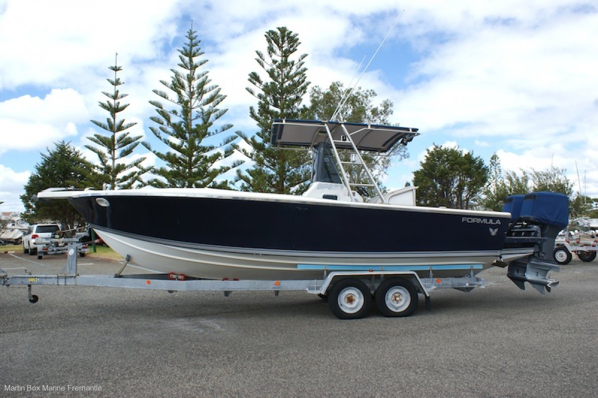 Formula 25 Cuddy Cabin Centre Console: Trailer Boats | Boats Online for ...