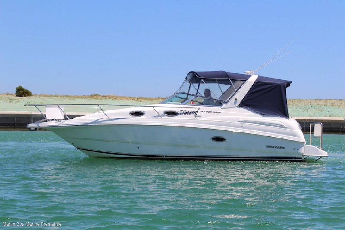Used Mustang 2800 Series Iii (new 6.2lt Mercruiser With Only 17 Hours ...