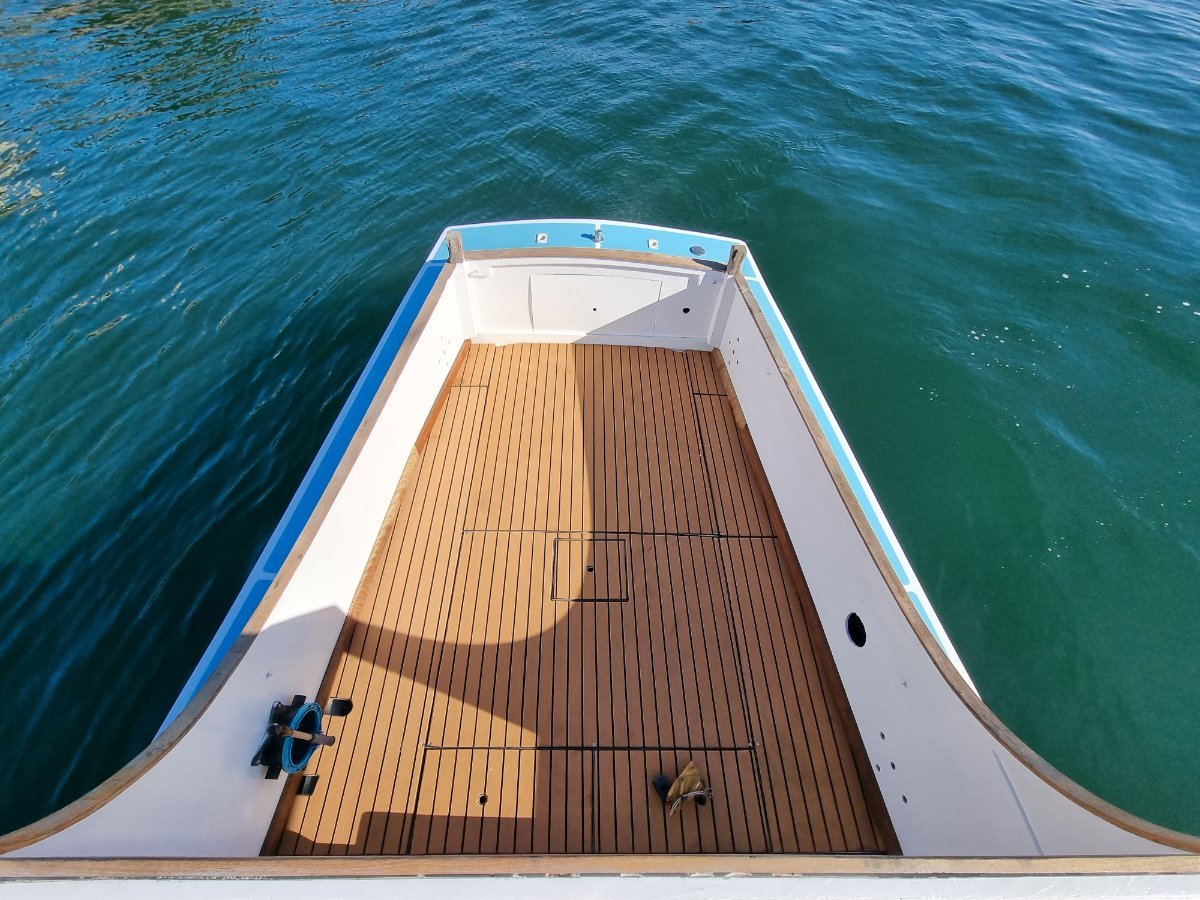 Wooden Cruiser For Sale | Hallett Boat Brokers