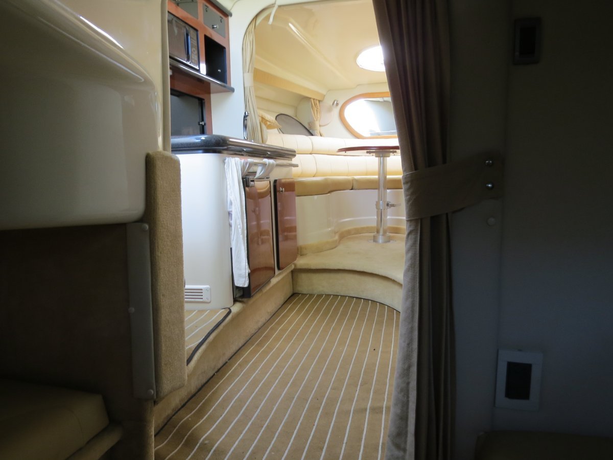 Monterey 290 Cruiser For Sale | Hallett Boat Brokers