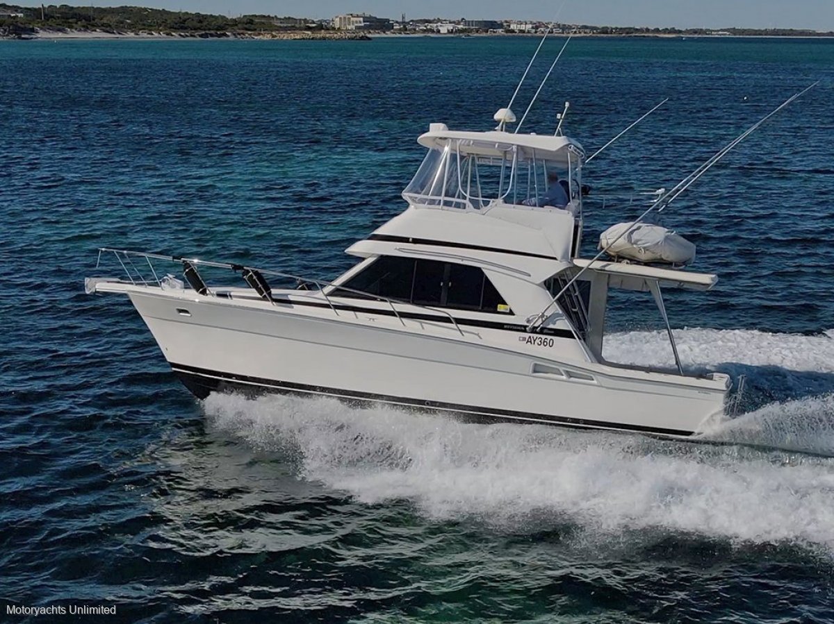 1998 Riviera Flybridge Convertible Boat For Sale - Waa2