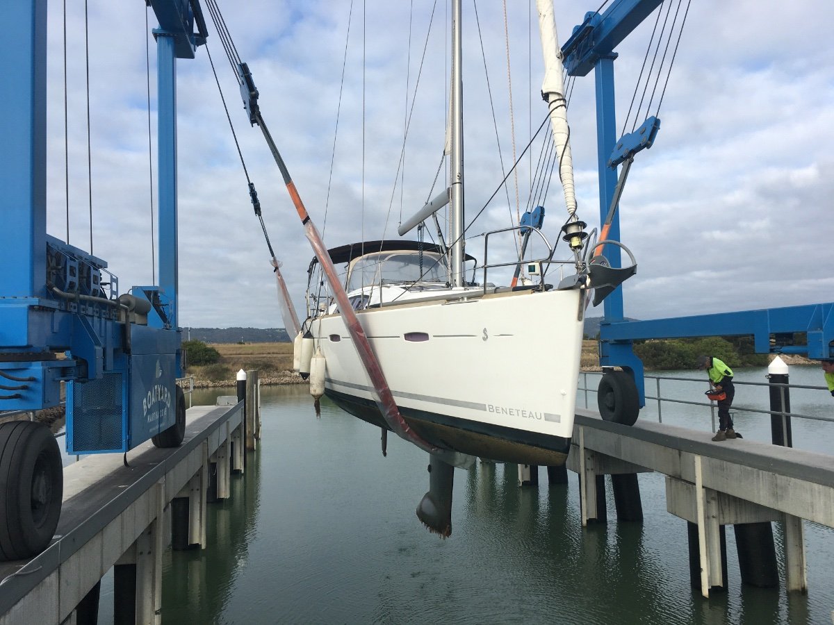 1997 Beneteau 40 Center Cockpit Boat For Sale - Waa2