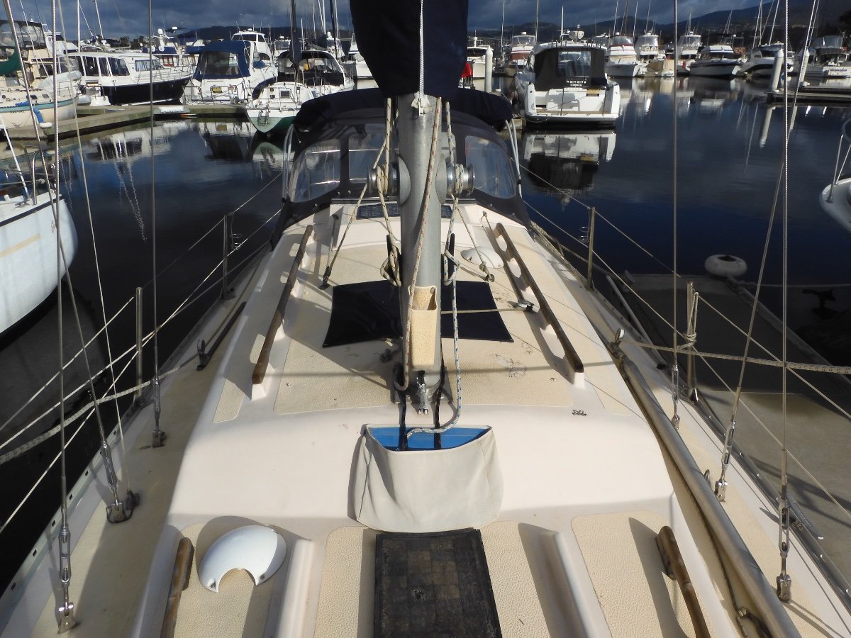 Used Sailmaster 845 Freshly Antifouled, Well Built Capable Cruiser! for ...