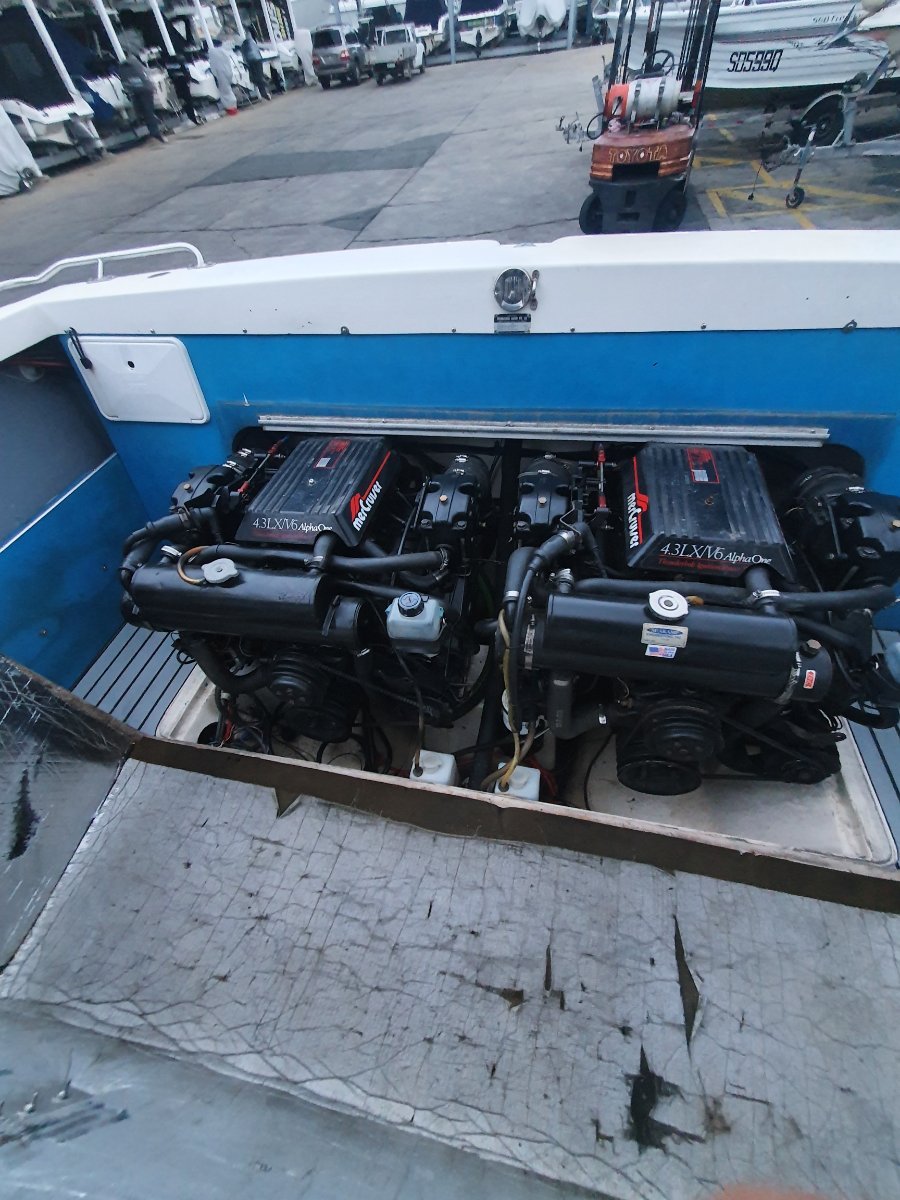 Bertram 26 Flybridge Caribbean - Sports Fisherman: Power Boats | Boats ...