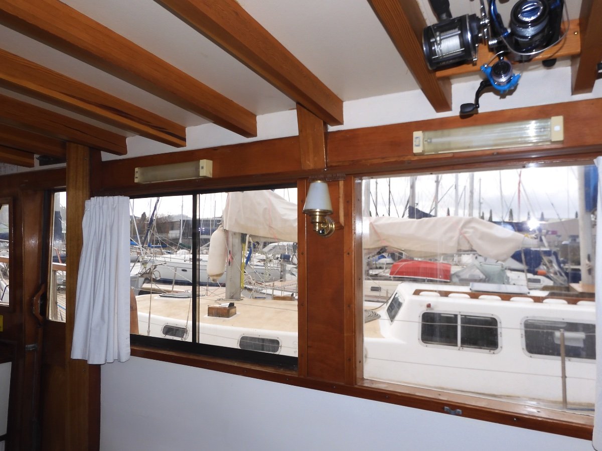 35ft Trawler Style Flybridge Cruiser: Power Boats | Boats Online for ...