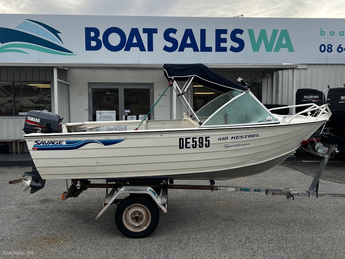Savage 418 Kestrel 2003 model boat and motor 30 Yamaha 2stroke For Sale ...