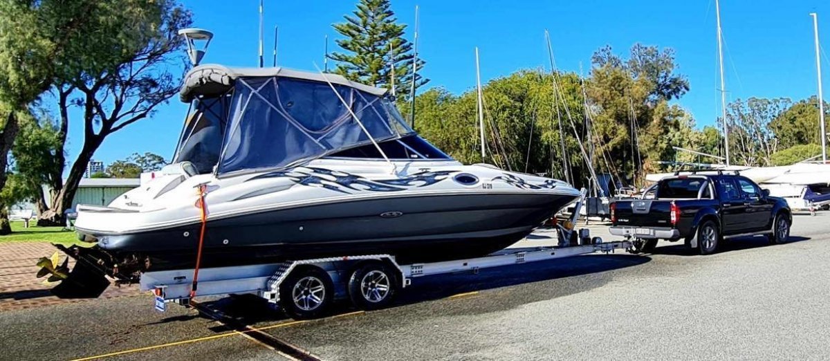 Sea Ray 270 Sundeck: Trailer Boats | Boats Online for Sale | Fibreglass ...