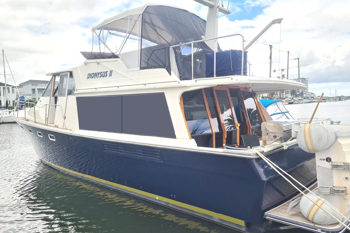 Used Bayliner 4588 Motor Yacht for Sale | Boats For Sale | Yachthub