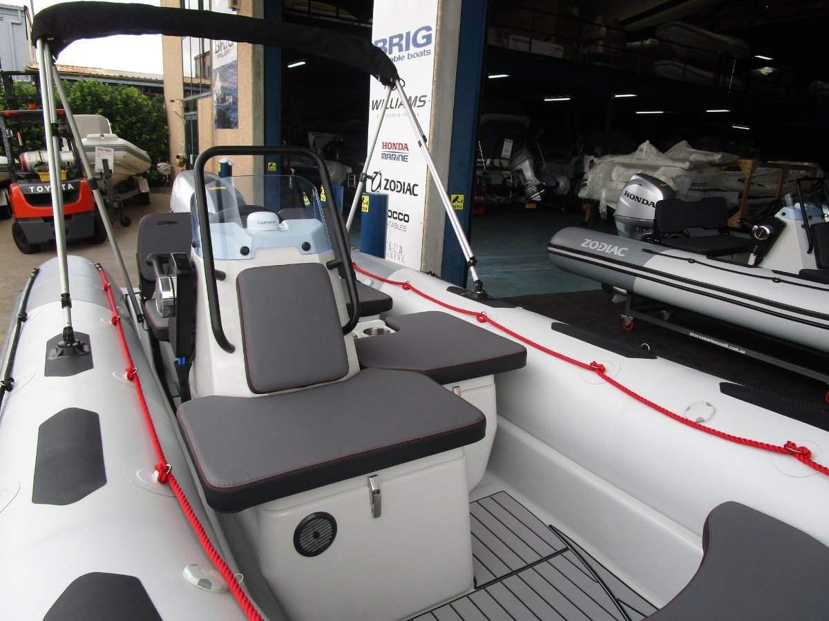 New Zodiac Open 4.8 Centre Console Rib With Hypalon Tubes: Power Boats ...