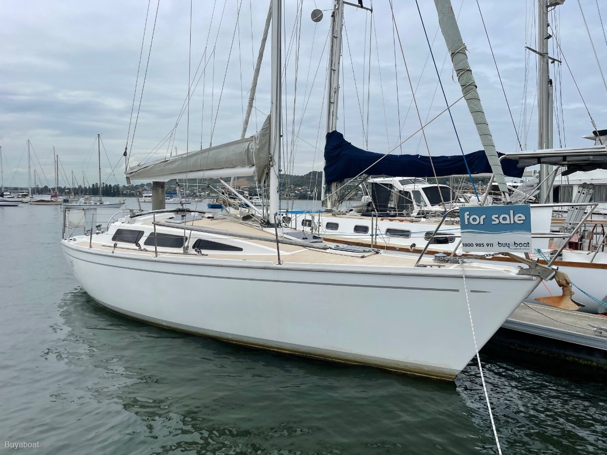 Northshore 33 Carbon Sails Sailing Boats Boats Online For Sale