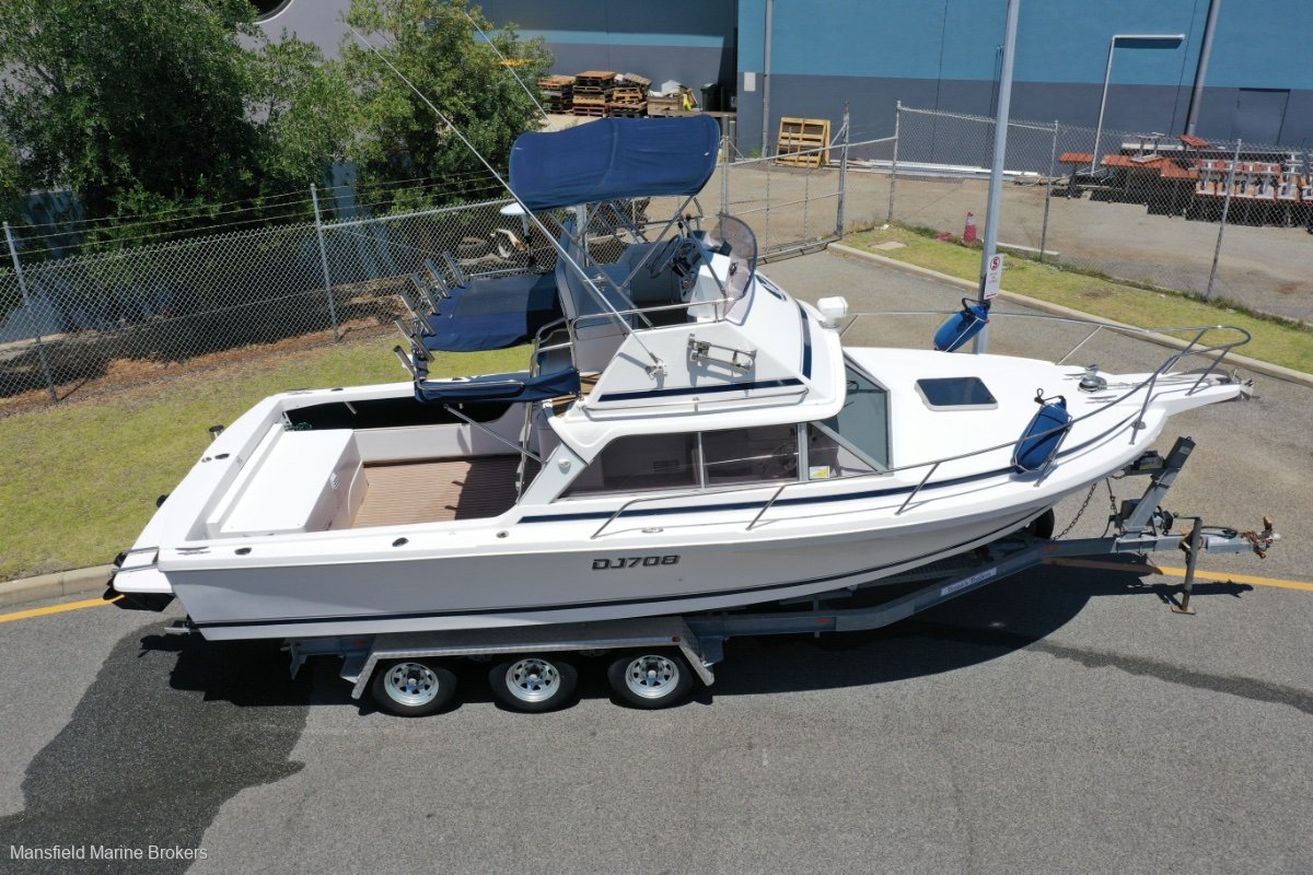 Caribbean 26 Flybridge Cruiser: Trailer Boats | Boats Online for Sale ...