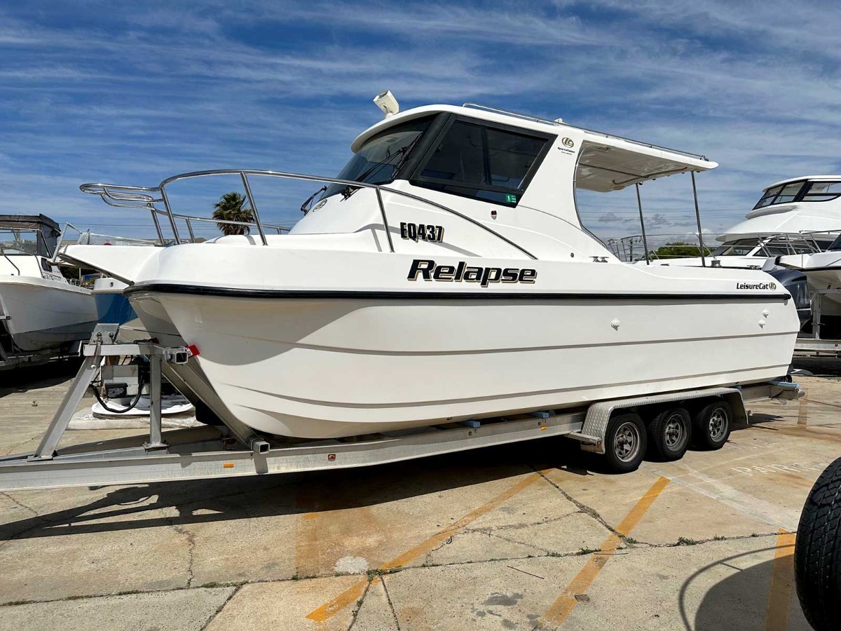 Leisurecat 8000 Sportsfisher: Power Boats | Boat for Sale | Fibreglass ...