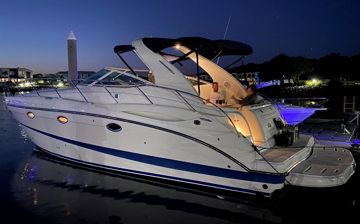 Maxum 3700 Sports Yacht 2006 Model: Power Boats | Boats Online for Sale ...