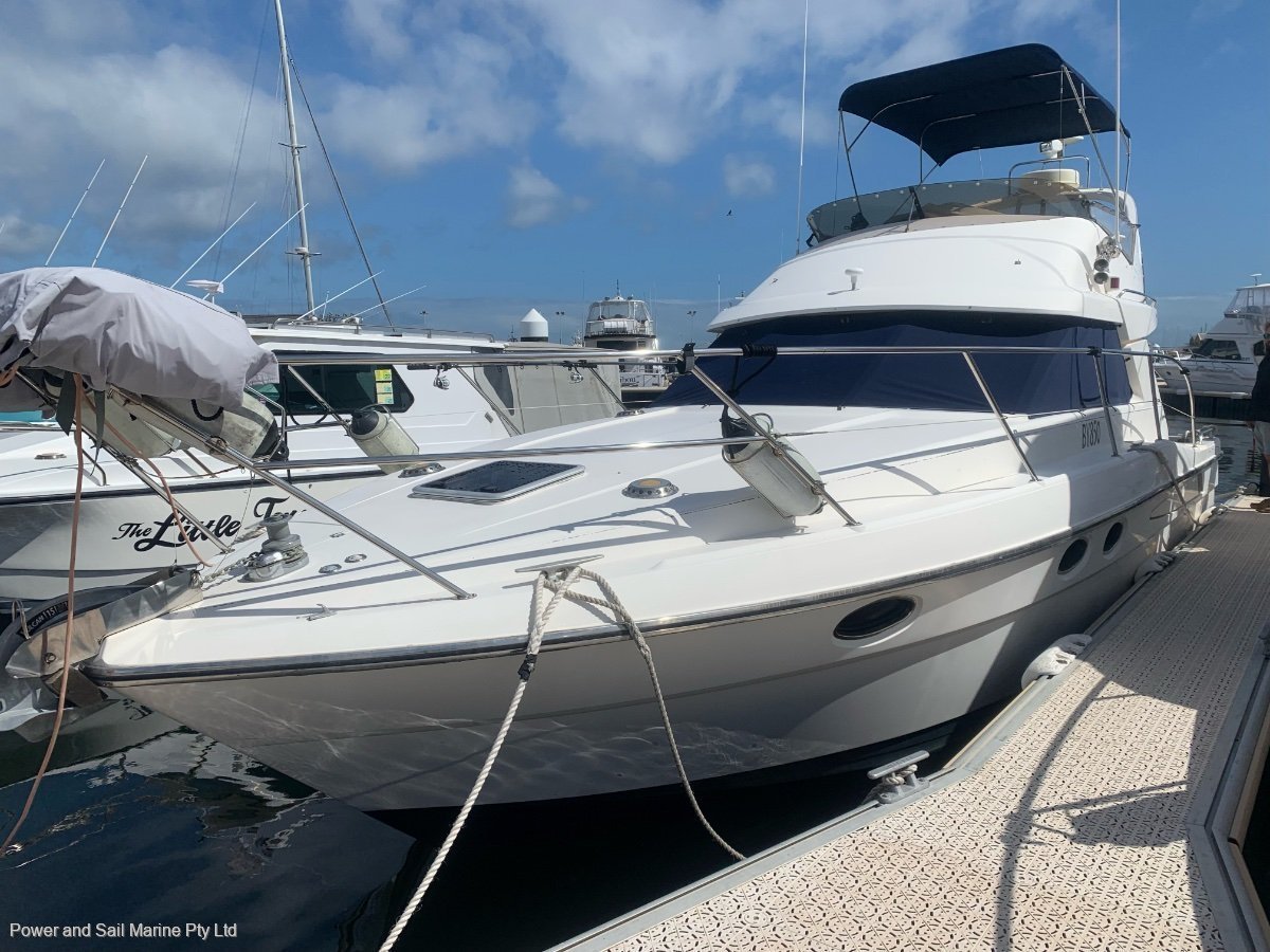 Fairline Brava 36 - Twin Shaft Caterpillar Diesels: Power Boats | Boats ...