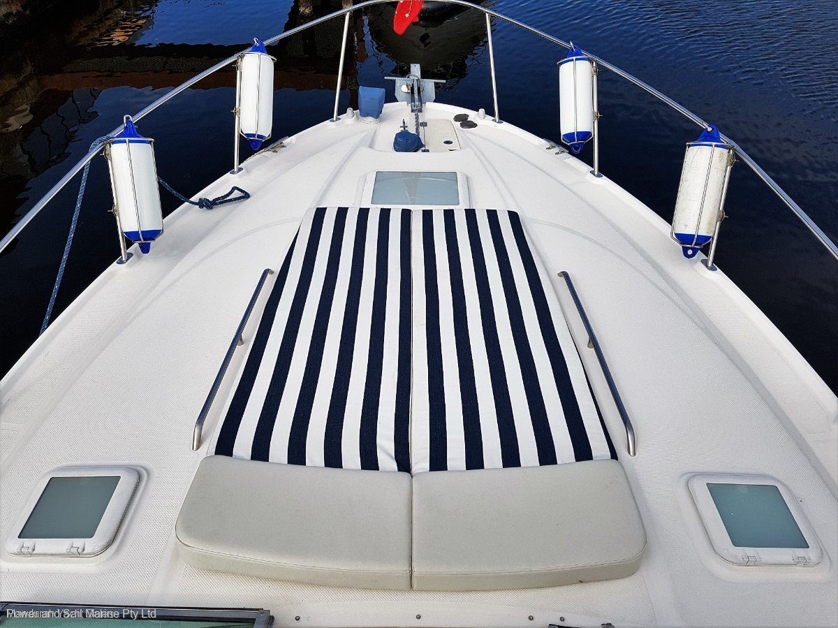 Bayliner 340 Sports Cruiser Genset, 280hrs, Bow And Stern Thrusters ...