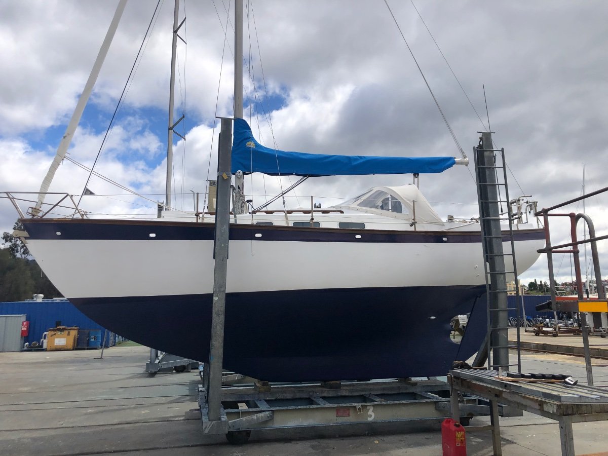 Used Traditional 30ft Long Keel Cruising Yacht for Sale | Yachts For ...
