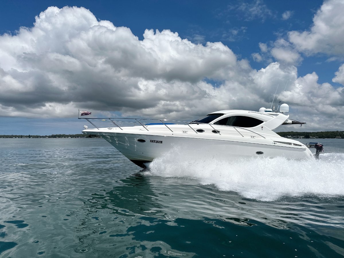 Mustang 4600 Hard Top: Power Boats | Boats Online for Sale | Fibreglass ...
