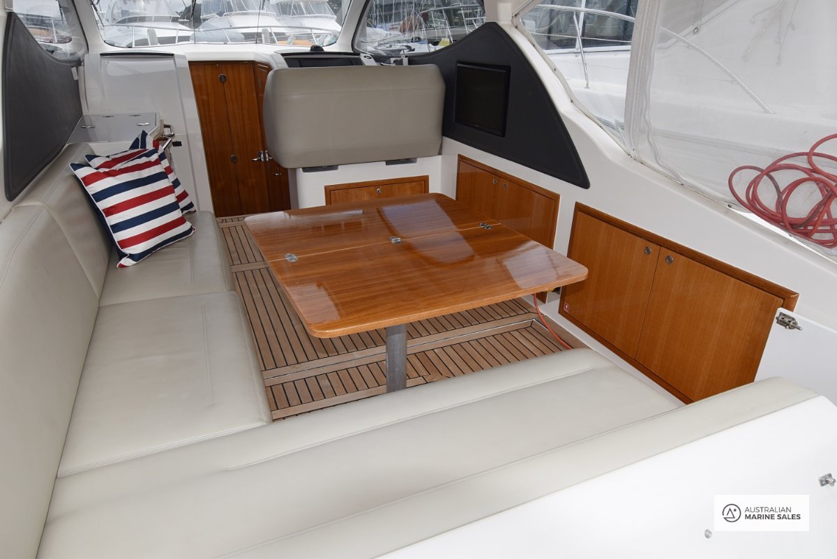 Maritimo 32 Sports Cruiser For Sale | Spectrum Marine