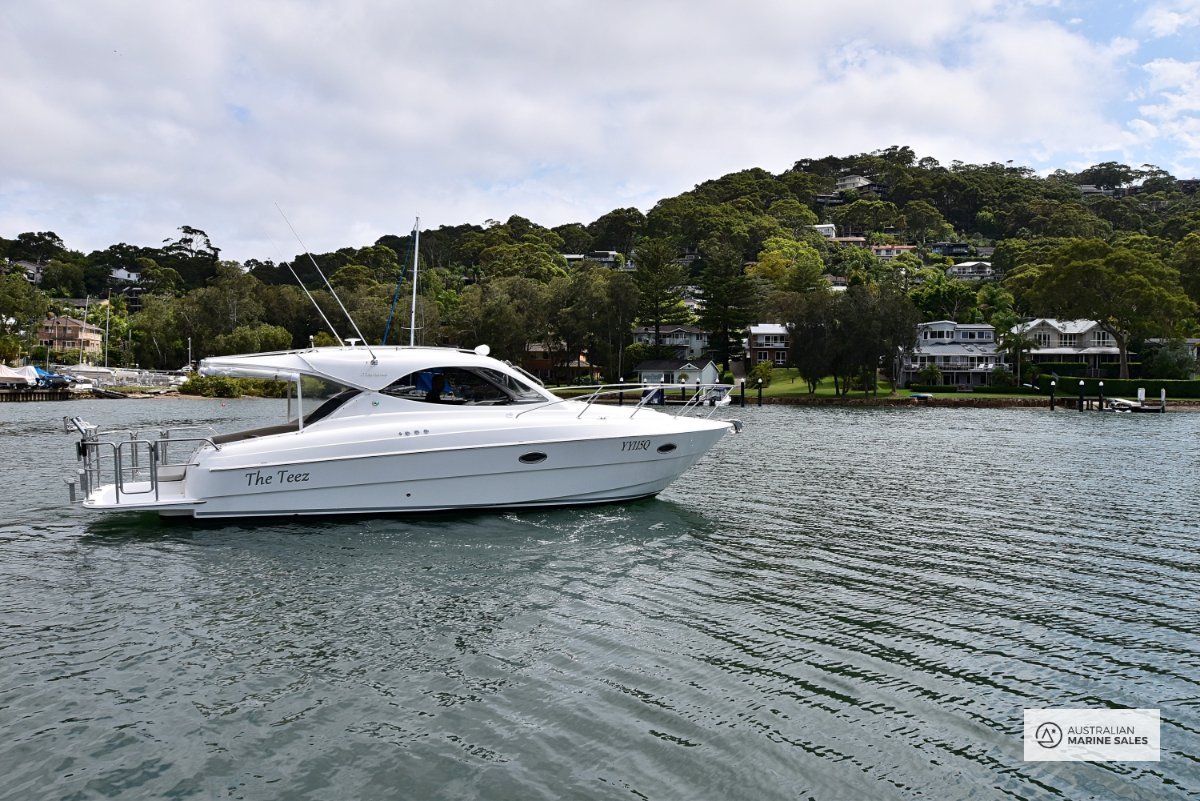 Maritimo 32 Sports Cruiser: Power Boats | Boats Online for Sale ...