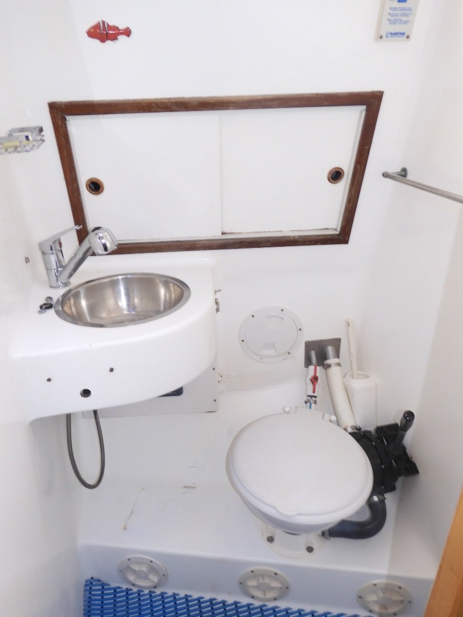 Used Alan Payne Skookum 40ft Steel Cruising Yacht Capable Bluewater ...