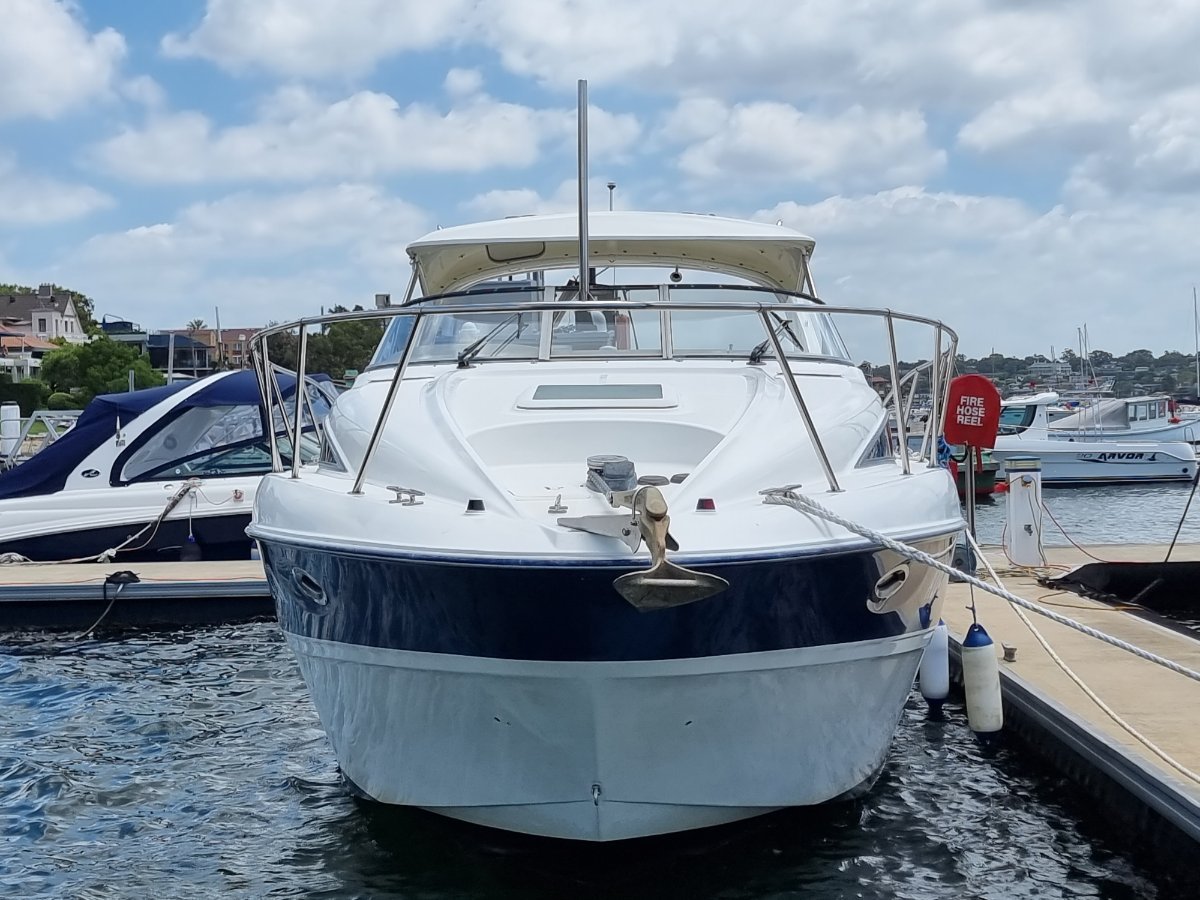 Used Bayliner 305 for Sale | Boats For Sale | Yachthub