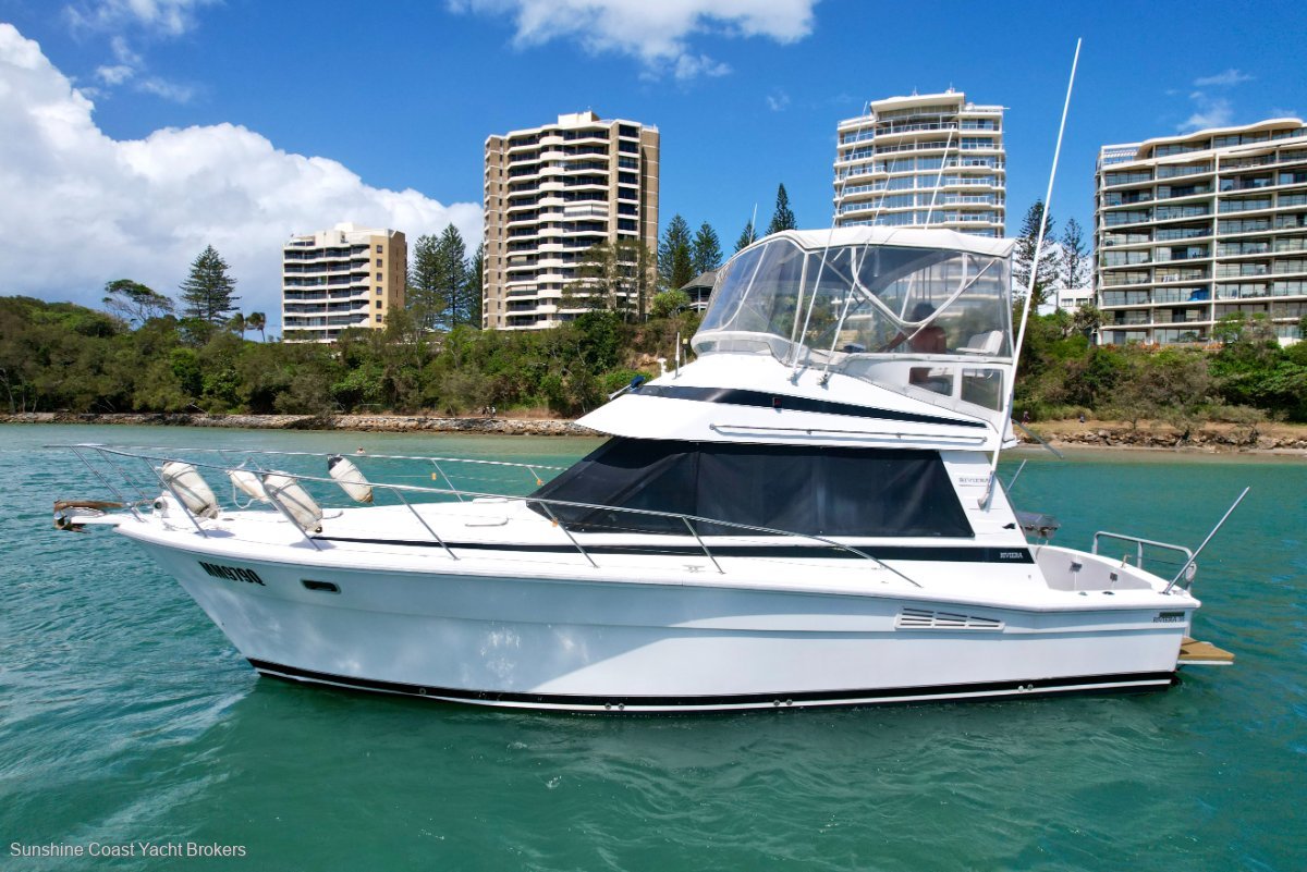 Used Riviera 35 Flybridge for Sale | Boats For Sale | Yachthub