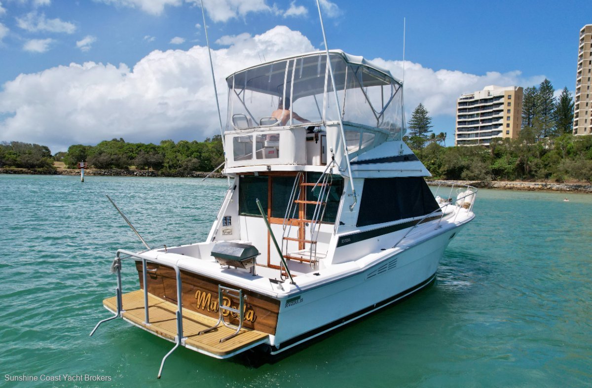 Used Riviera 35 Flybridge for Sale | Boats For Sale | Yachthub