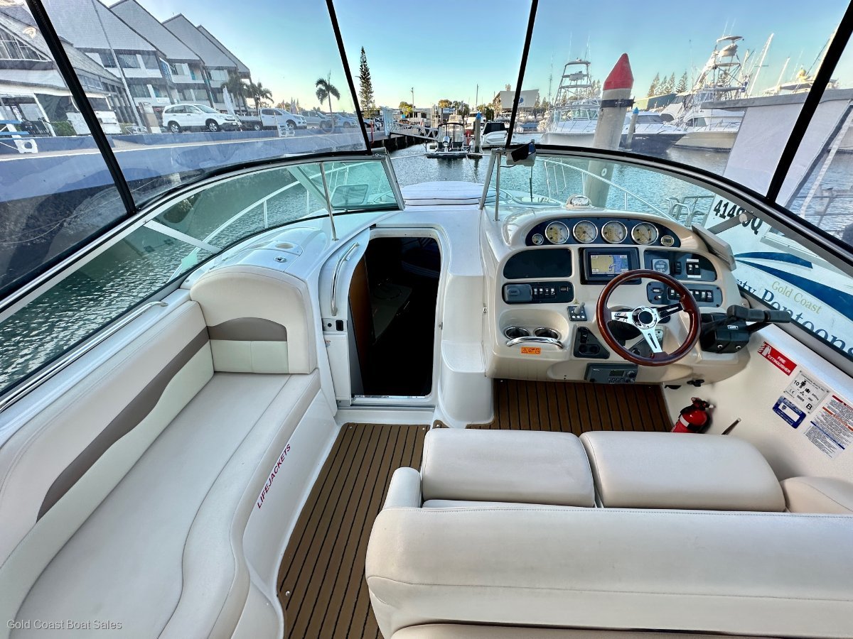 Chaparral 310 Signature Sports Cruiser: Power Boats | Boats Online for ...