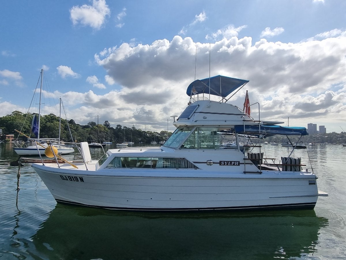 Mariner 26 Pacer Flybridge Cruiser: Power Boats | Boats Online for Sale ...