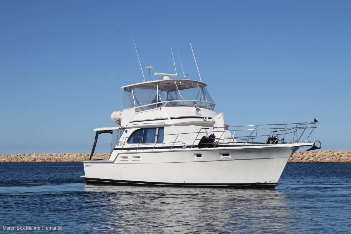 Bertram 42 Flybridge: Power Boats | Boats Online for Sale | Fibreglass ...