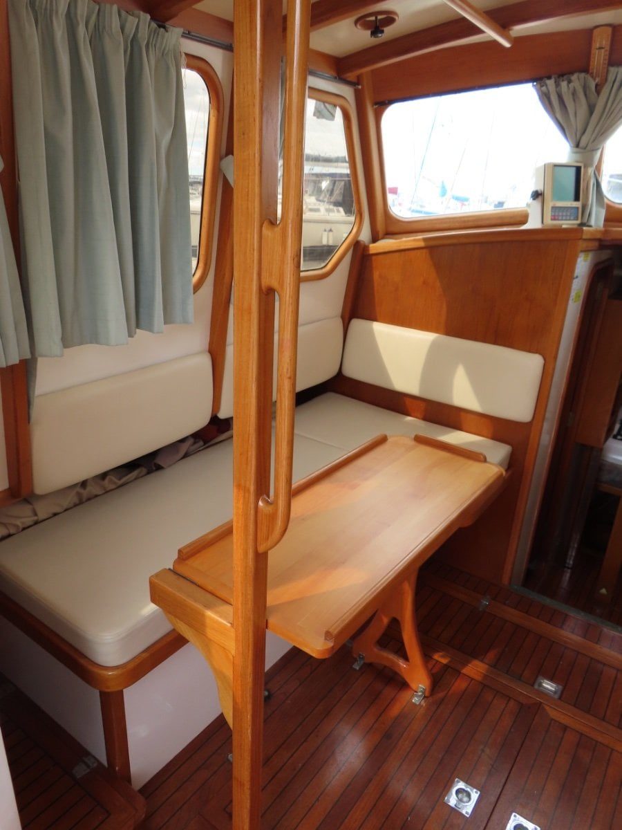 Adams 31 Pilothouse Cruising Yacht Superbly Built, Excellent Condition ...
