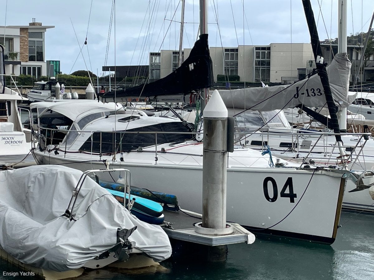 Elliott 1250 Tourer For Sale | Ensign Yacht Brokers