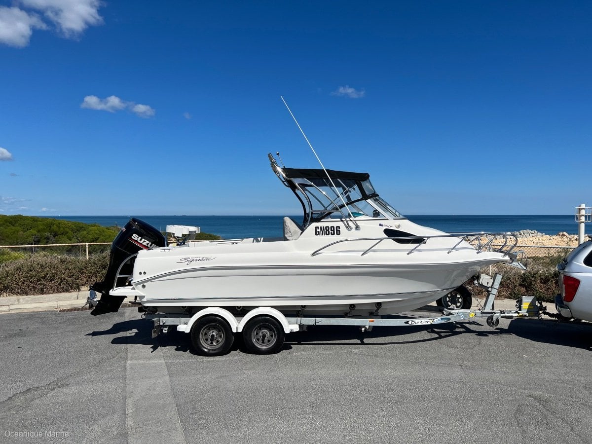 Used Haines Signature 650f *now Known As 680f* for Sale | Boats For ...