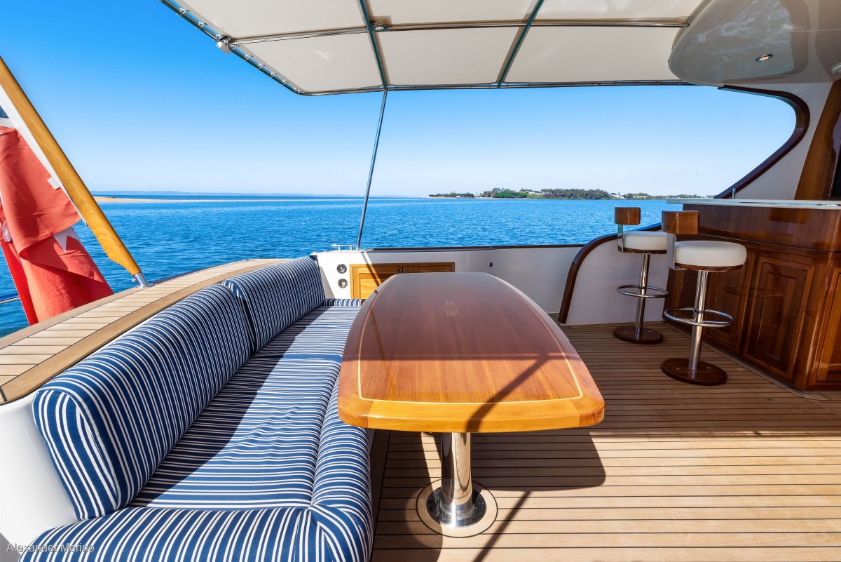 Used Palm Beach Motor Yachts 65 Sedan for Sale | Boats For Sale | Yachthub