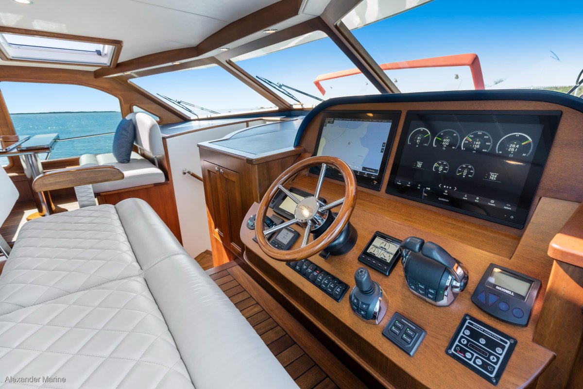 Used Palm Beach Motor Yachts 65 Sedan for Sale | Boats For Sale | Yachthub