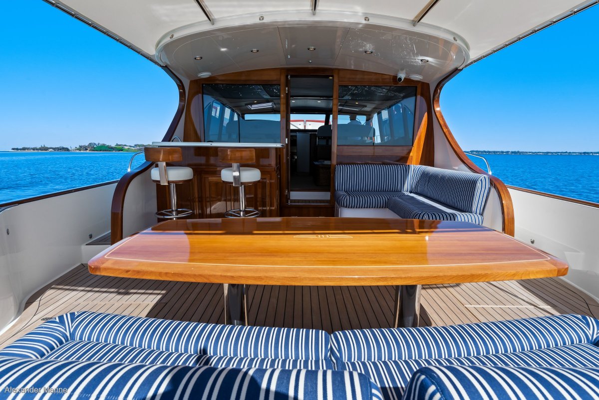 Used Palm Beach Motor Yachts 65 Sedan for Sale | Boats For Sale | Yachthub