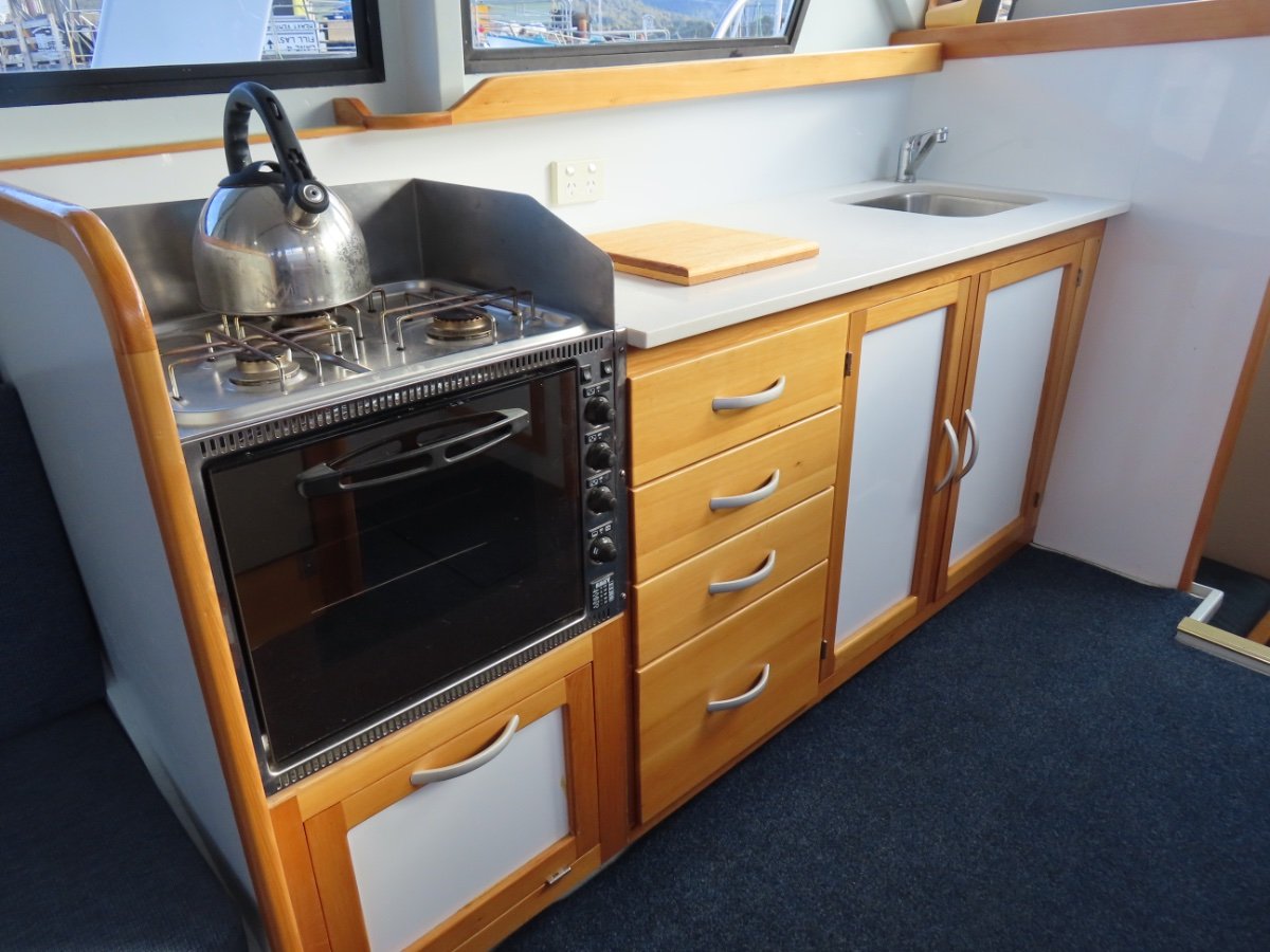 Legionnaire 36 Flybridge Cruiser Superbly Upgraded: Power Boats | Boats ...