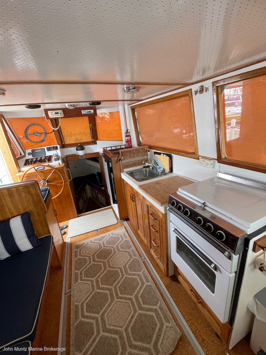 Fred Fleming 40 Motor Cruiser Alby Prior For Sale | John Muntz Marine ...