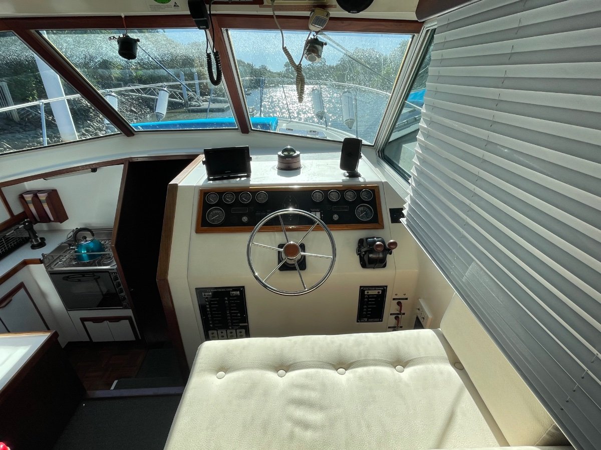 Mariner 3400 Flybridge: Power Boats | Boats Online for Sale | Ply/ply ...