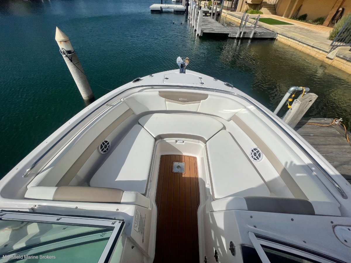 Robalo R247: Power Boats | Boats Online for Sale | Fibreglass/grp ...
