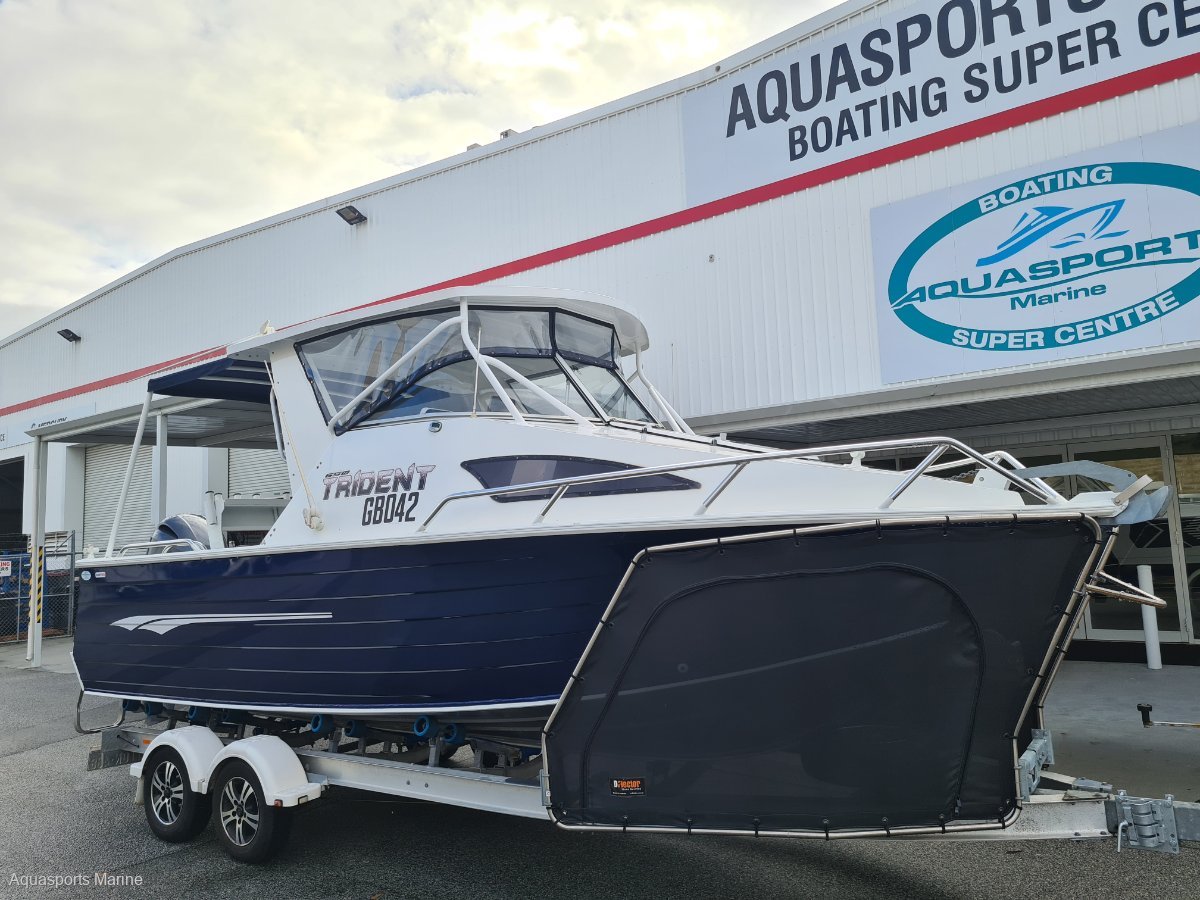 Quintrex 650 Trident With Custom Hard Top: Power Boats | Boats Online ...