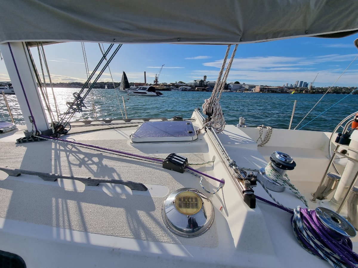 Mottle 33 For Sale | Hallett Boat Brokers