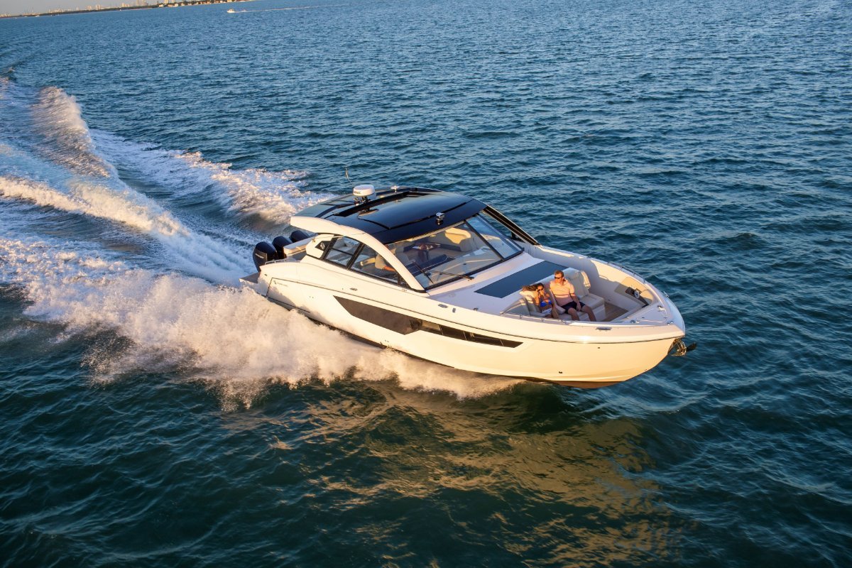 New Cruisers Yachts 50 Gls Ob Bowrider Power Boats Boats Online For New Cruisers Yachts 50 Gls Ob Bowrider Power Boats Boats Online For