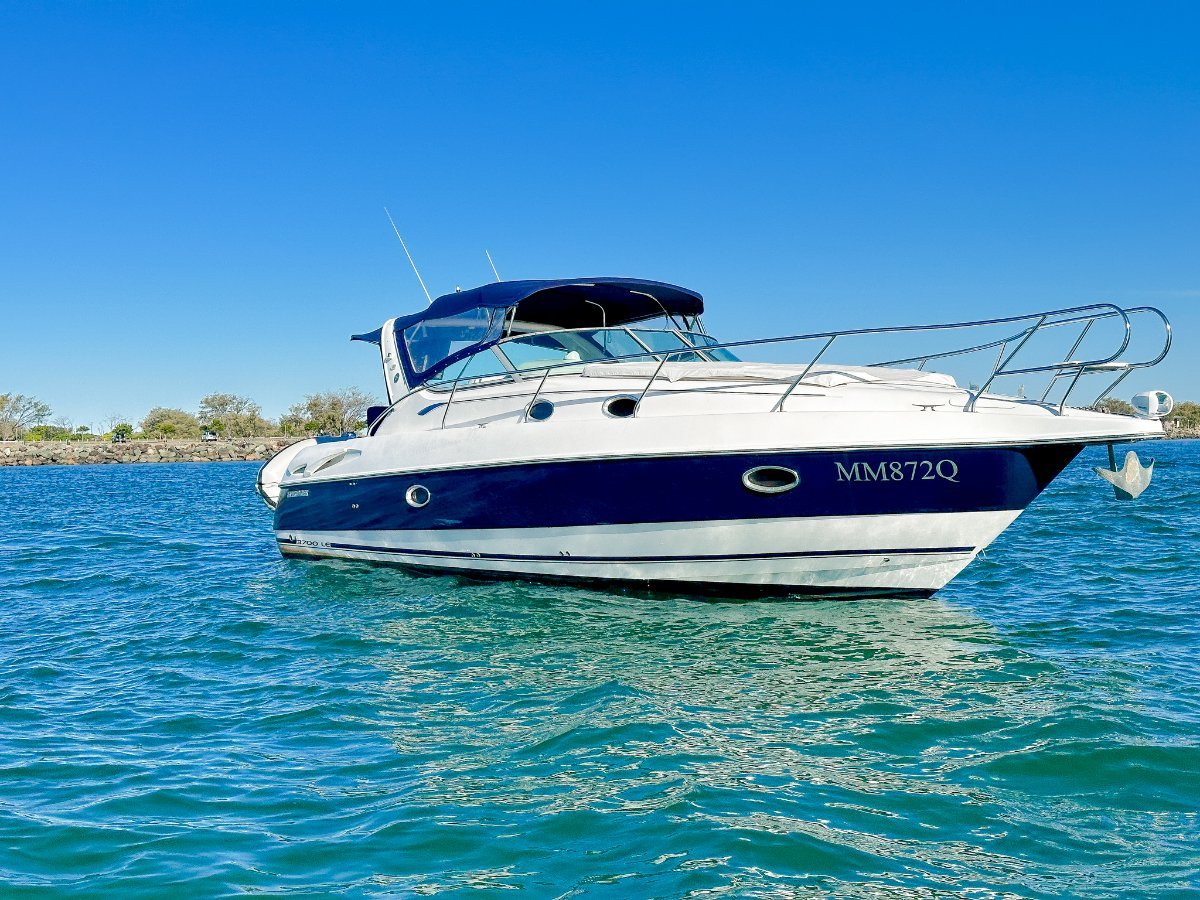 Sunrunner 3700le: Power Boats | Boats Online for Sale | Fibreglass/grp ...