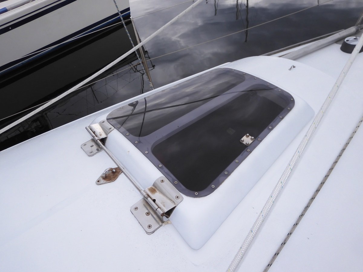 Used Fred Barrett 31 Composite Cruiser Racer Stunning Timber Fit Out ...