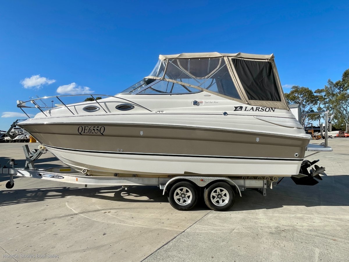 Larson Cabrio 240: Trailer Boats | Boats Online for Sale | Fibreglass ...