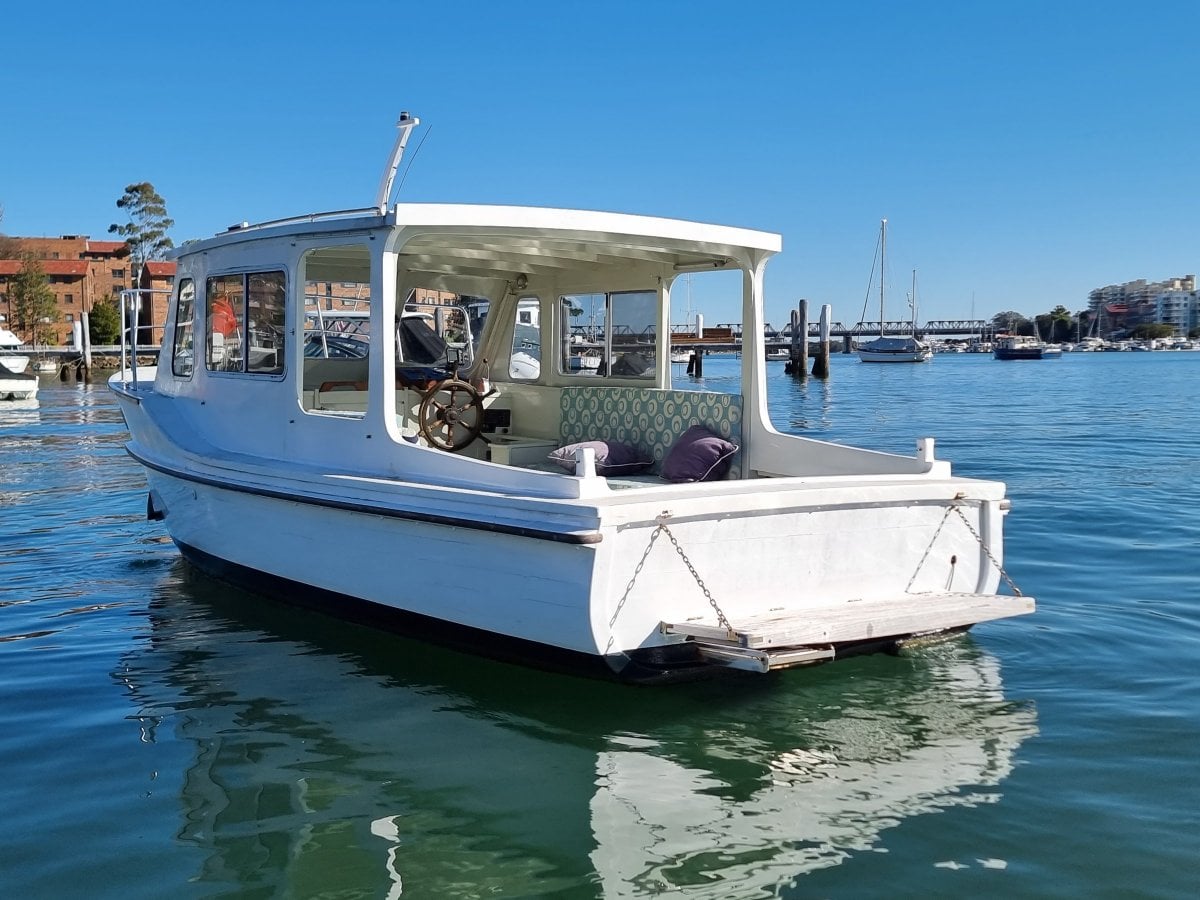 Custom 25 ft Timber Cruiser For Sale | Hallett Boat Brokers