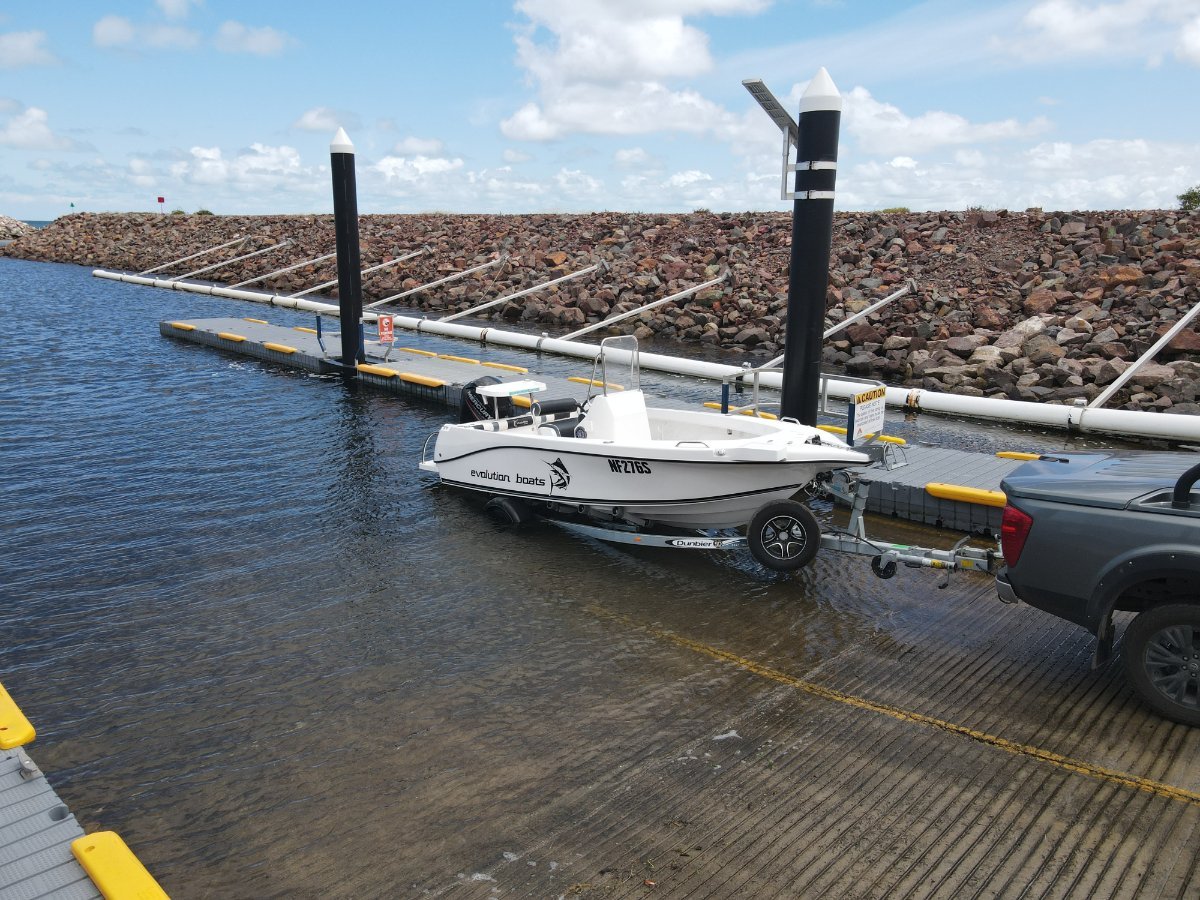 Evolution 500 Axis 2020 Centre Console: Trailer Boats | Boats Online ...