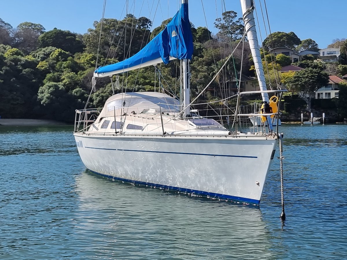 Farr 1104 For Sale | Hallett Boat Brokers