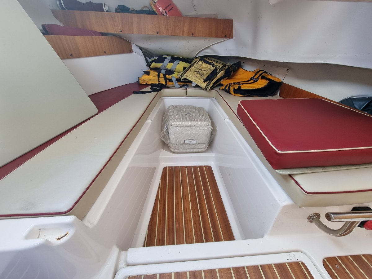 Arvor 230AS For Sale | Hallett Boat Brokers